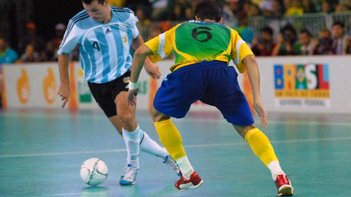 Collège la Cité - Explore présente Futsal - clinique sportive - 8 ...